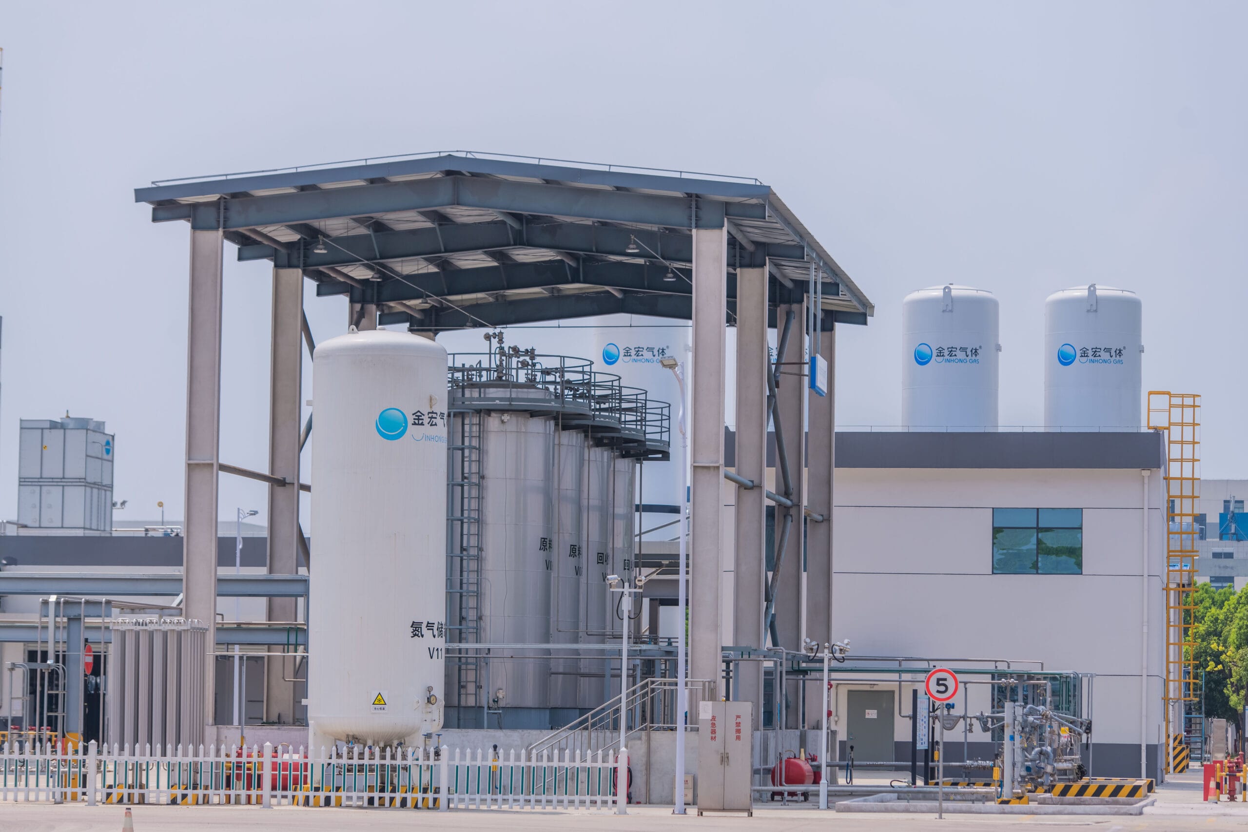 Industrial Use of Oxygen: Key Applications - JinHong Gas